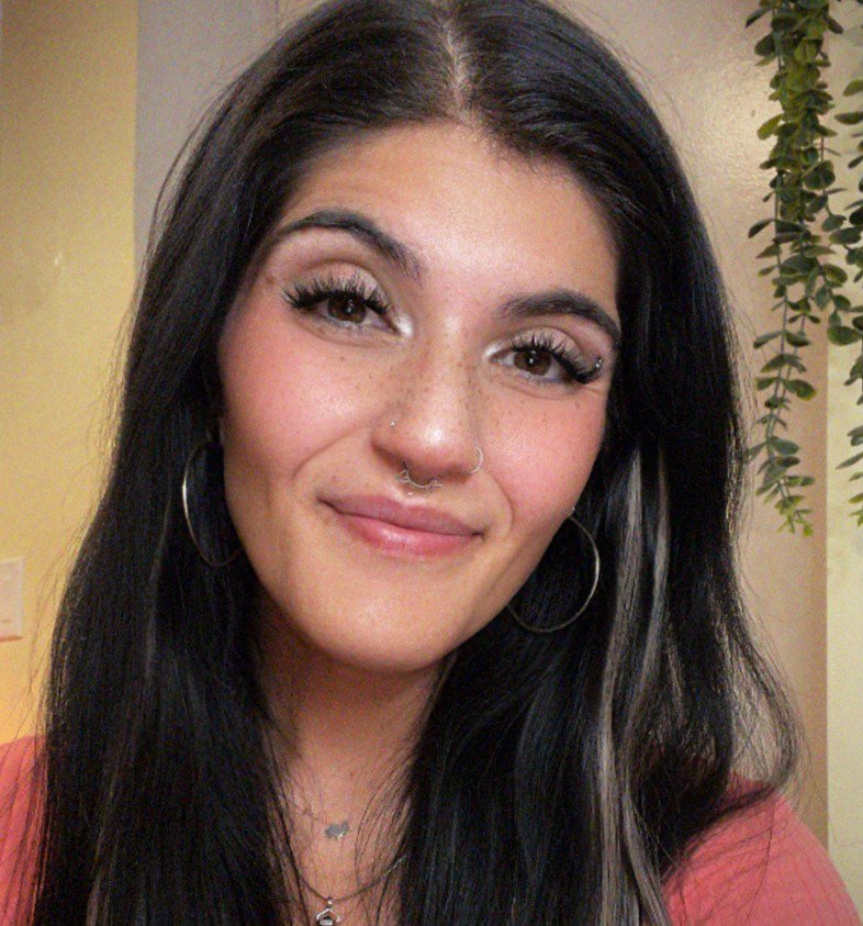 Lyra | Psychic Medium | Mysticsense