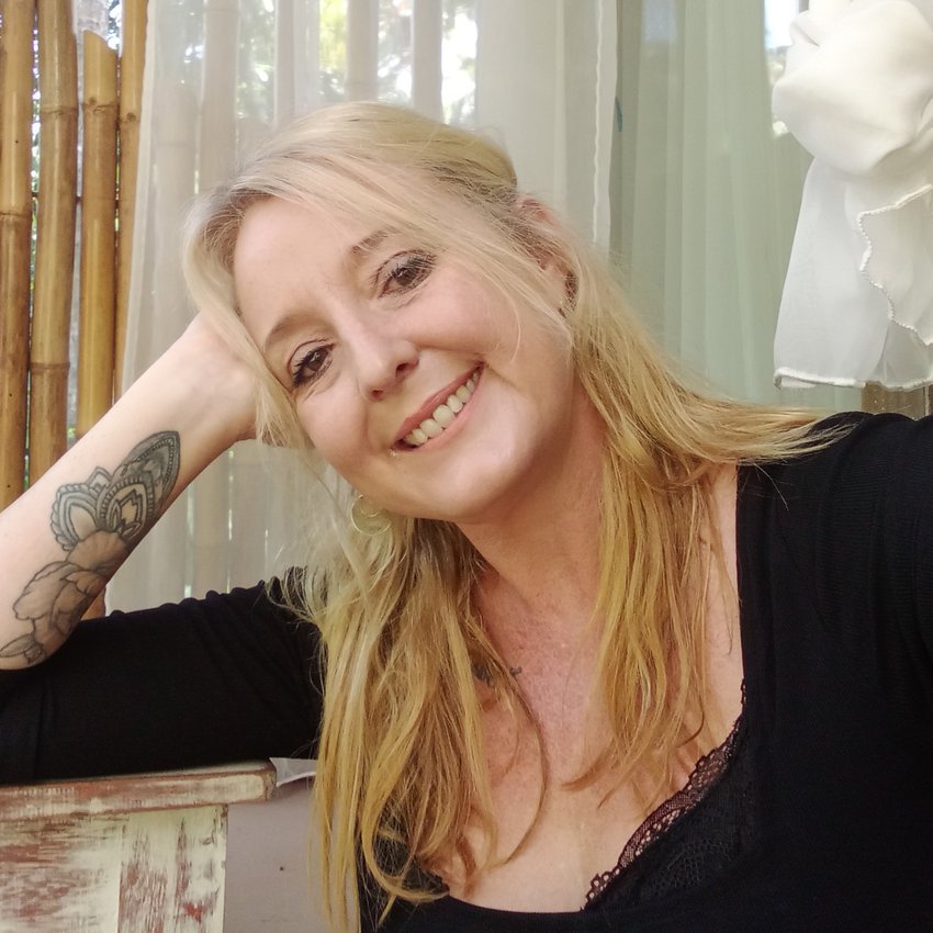 Lenore | Toxic Relationships | Mysticsense